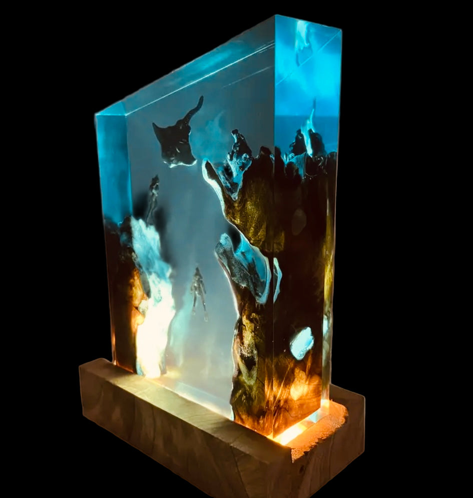 Resin Ocean Mood Lamp – Outside The Box